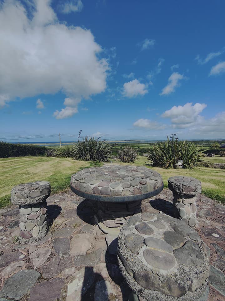 Seating – Castlegregory.ie